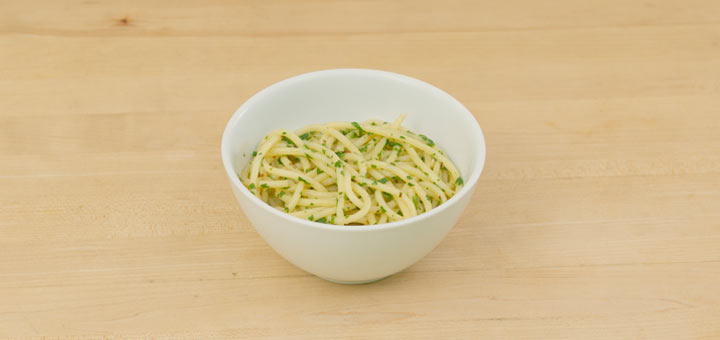 Spaghetti With Garlic And Olive Oil - Dherbs.com - Recipes